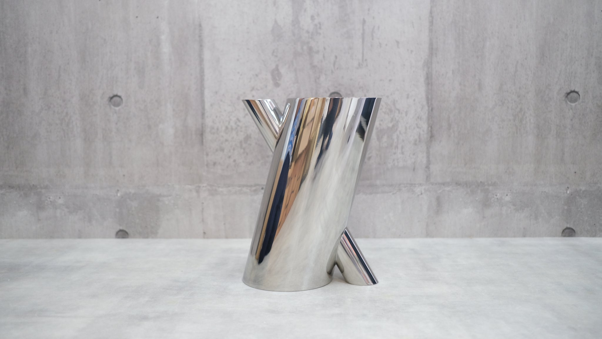 【廃盤・希少】ALESSI アレッシィ TRONCO フラワーベース マリオ・ボッタ デザイン ステンレス製 花器 イタリア製 MB04