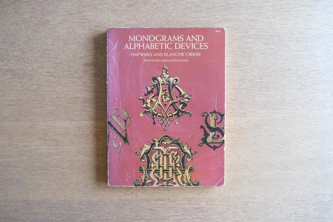Monograms and Alphabetic Devices｜2500点超の装飾文字図案集｜Dover Publications 197